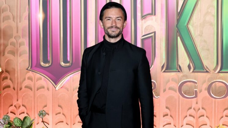 Andrew Lloyd Webber responde ao argumento de Jonathan Bailey sobre ...