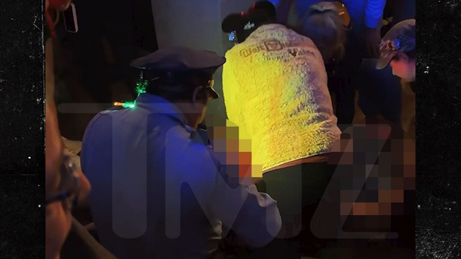 Disney World Horror, pessoa sofre emergência médica em vídeo ...