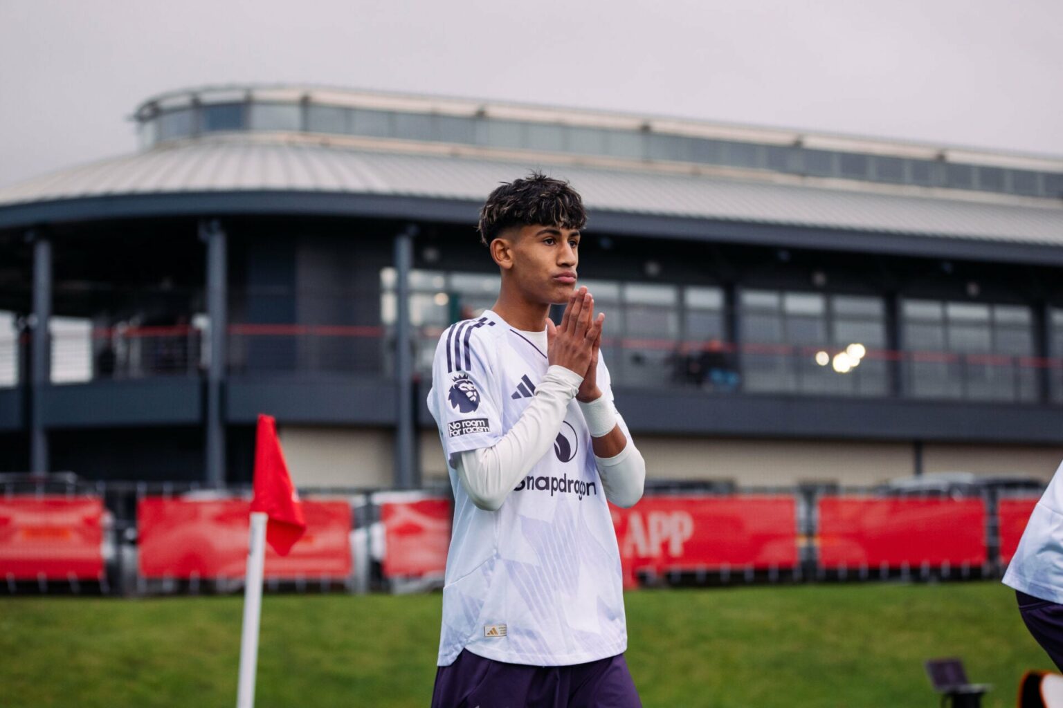 Fabrizio Romano compartilha as últimas novidades sobre o garoto-prodígio do Man Utd, JJ Gabriel ...